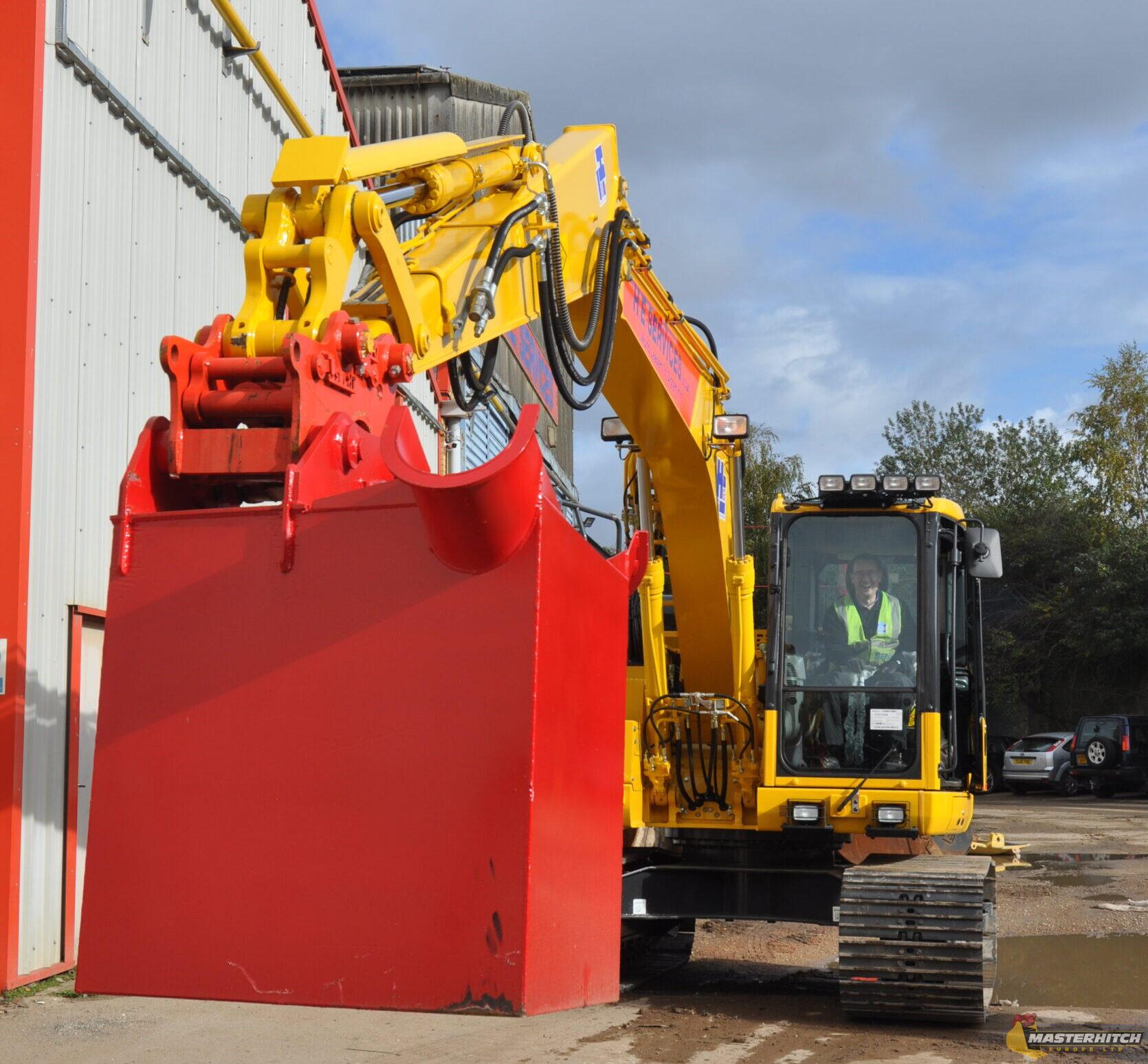 Concrete Pourer - Masterhitch Europe Ltd