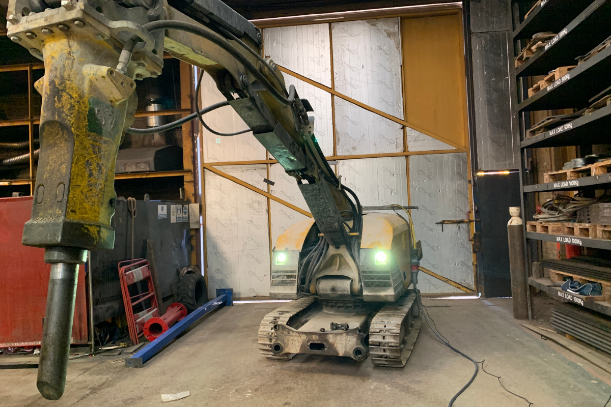 Masterhitch: Expert Brokk Attachment Manufacturers and Repairs