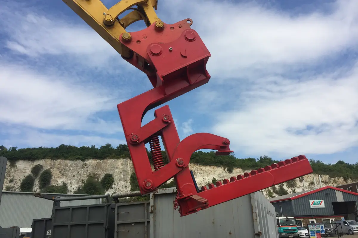 Pipe Lifters - Excavator attachments - Masterhitch Europe Ltd